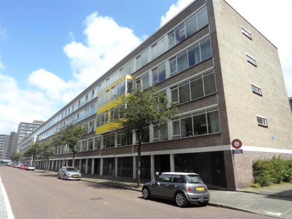 Den Haag, Escamplaan/ Purmerendstraat - Metterwoon vastgoed